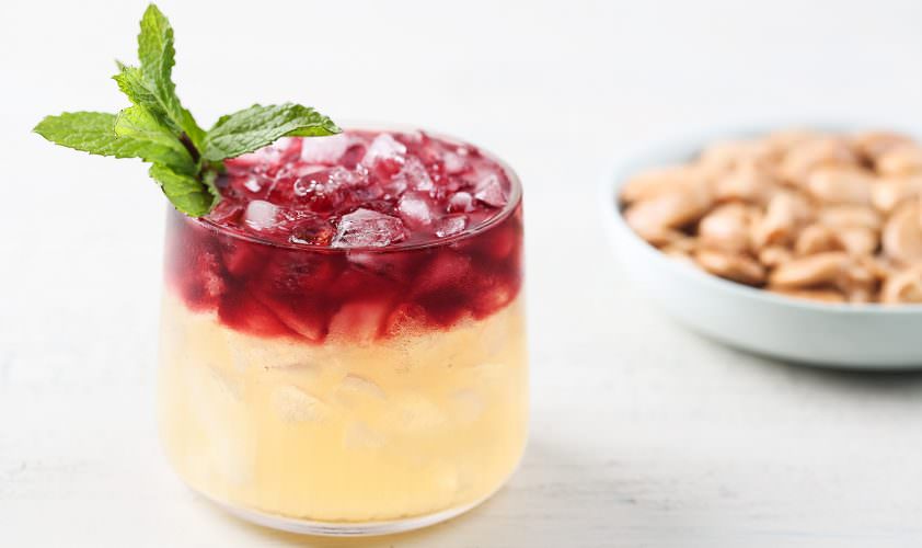 Sake Red Wine Spritzer Recipe: A Low Alcohol Cocktail