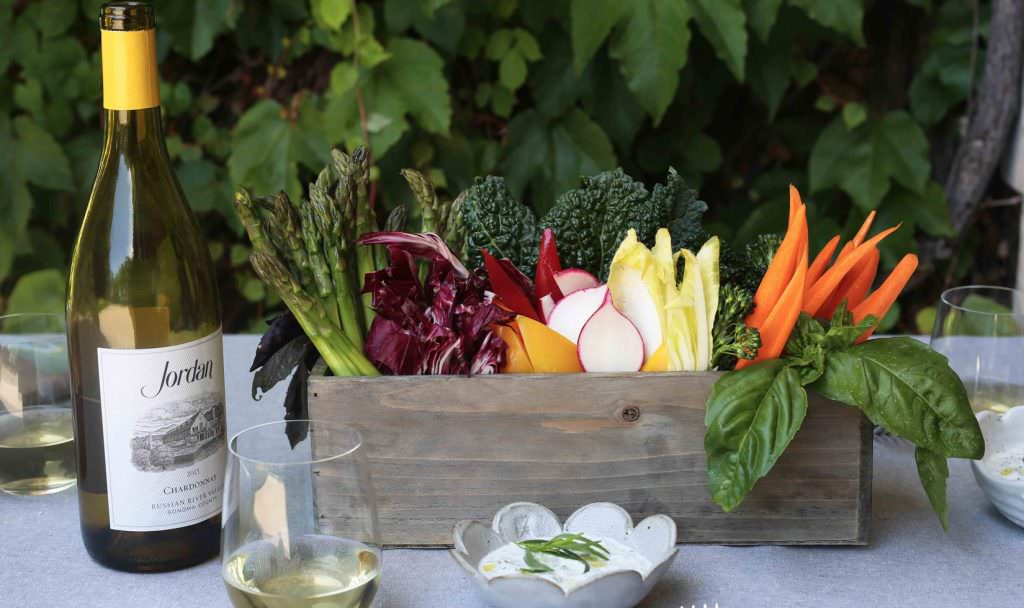 10 Tips for Home Entertaining with Wine Country Decor Style